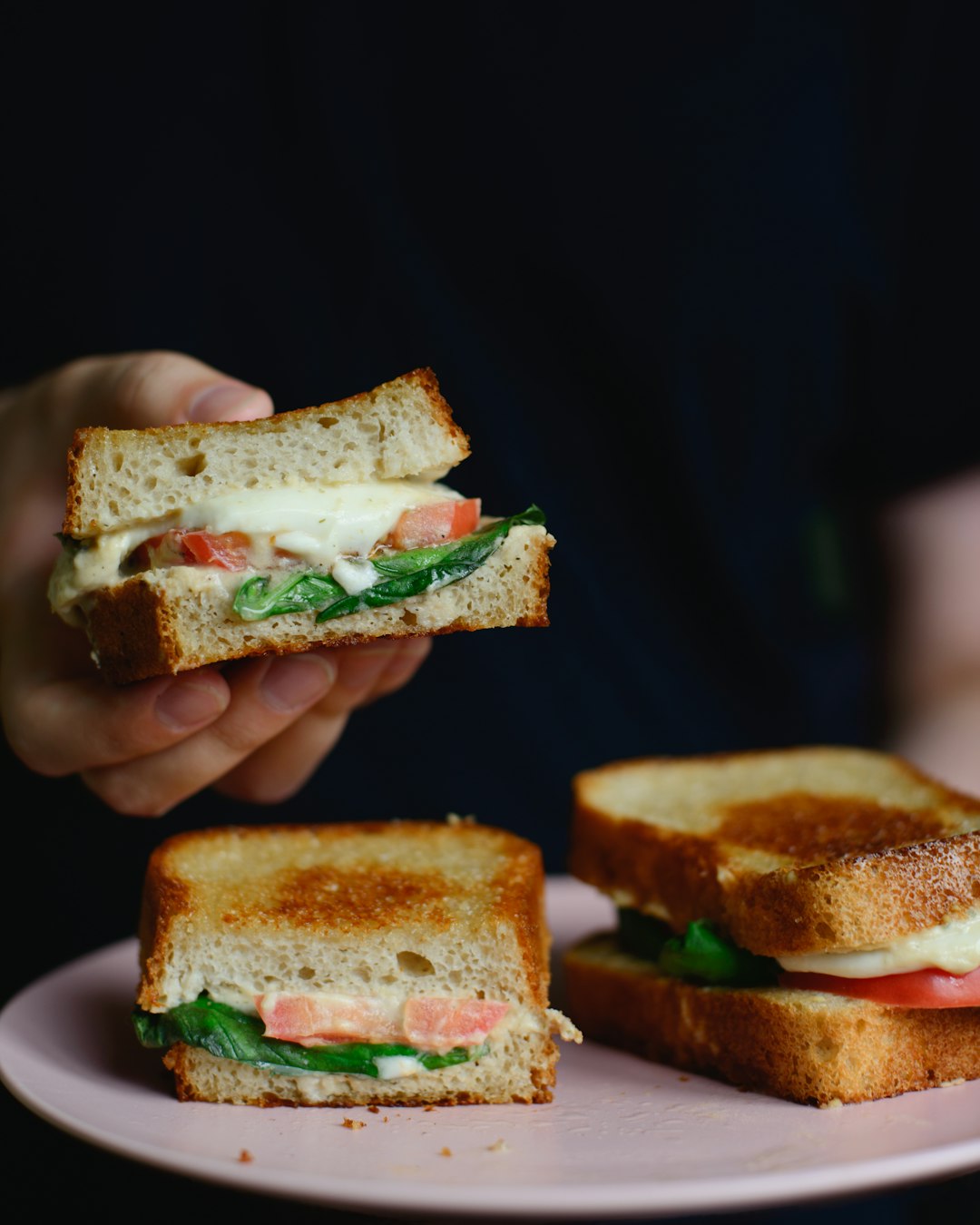 The Compliment Sandwich Technique Everyone Loves | Deepstash